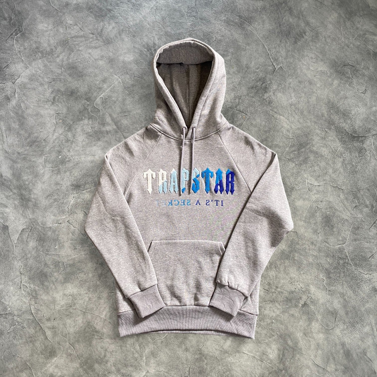 Trapstar Chenille 2.0 Ice Flavour Tracksuit Grey/Blue – Vaulted