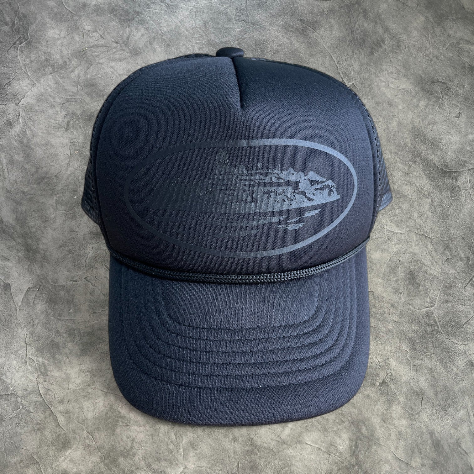 Corteiz Alcatraz Trucker Cap Black/Black – Vaulted